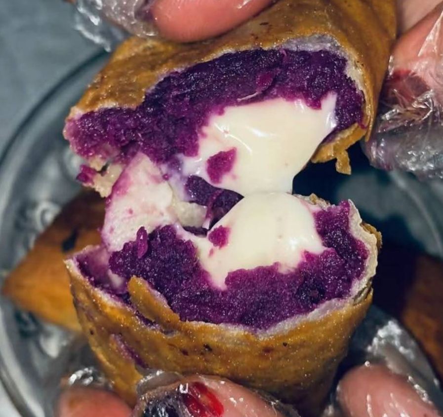 Resep Lumpia Ubi Ungu Lumer dengan Susu Kental dan Cokelat Hangat ...